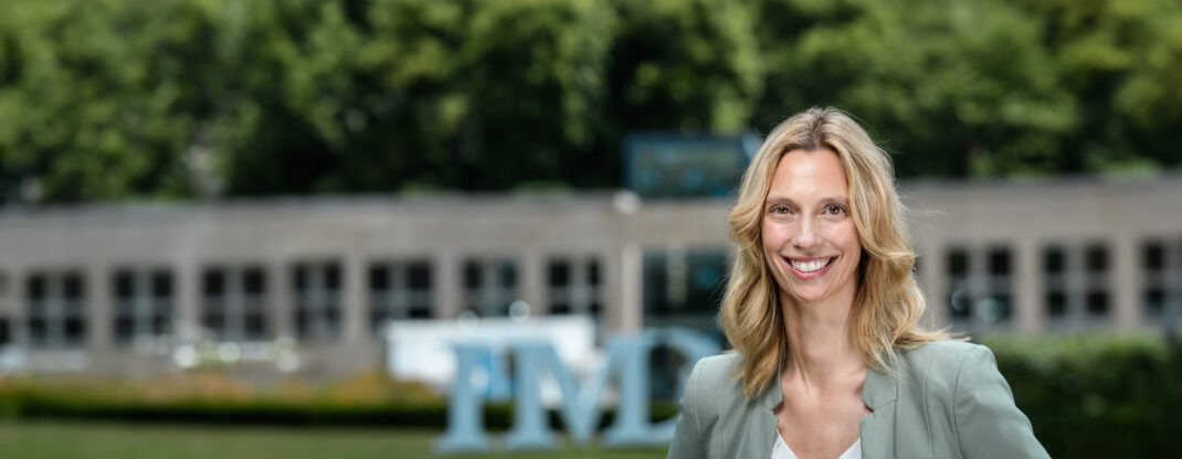 Julia Binder - IMD business school for management and leadership courses