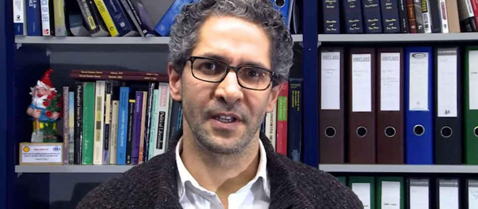 Developing unique business models: Going beyond services/solutions ...