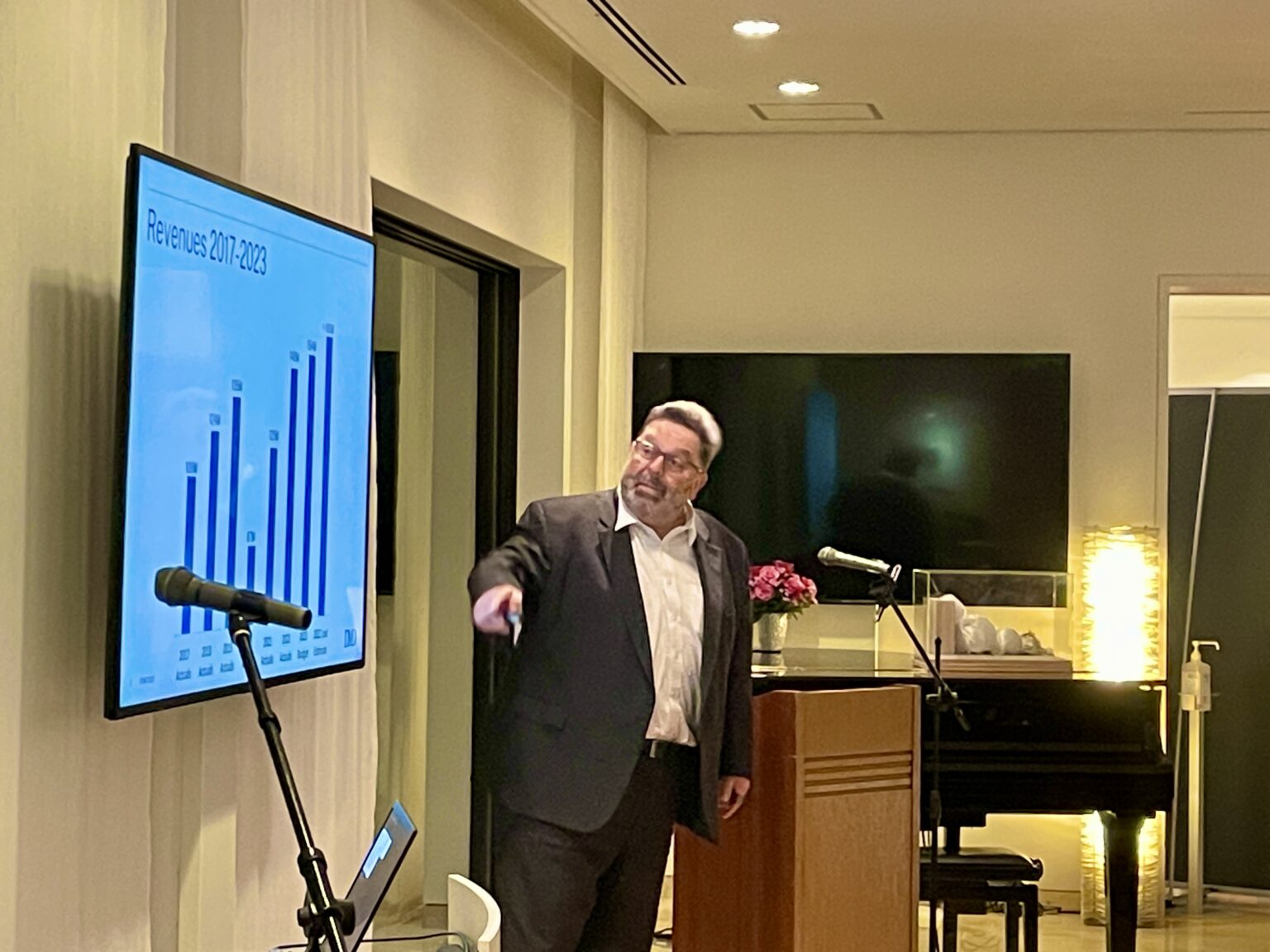 IMD アルムナイクラブ日本 新会長に千足聡子さん - IMD business school for management and leadership courses