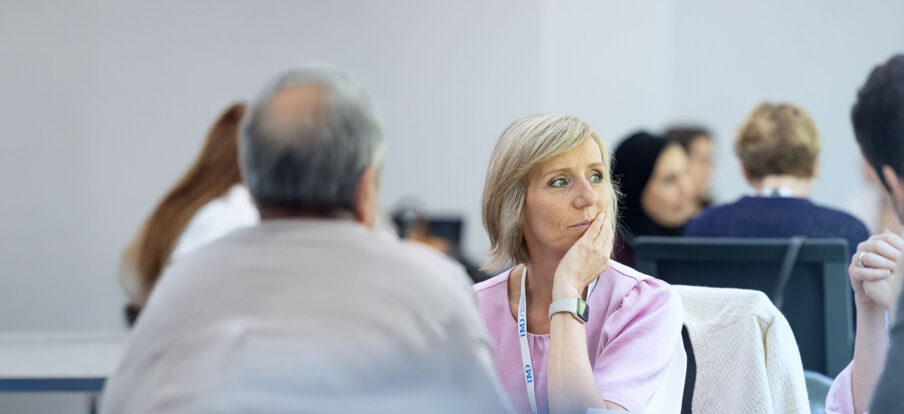 Senior executive course to develop breakthrough ideas